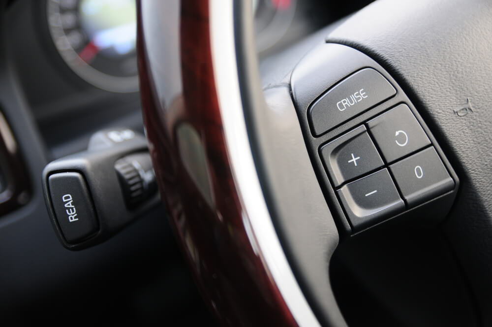 How To Use Cruise Control 7 Specific Things You Need To Know Well